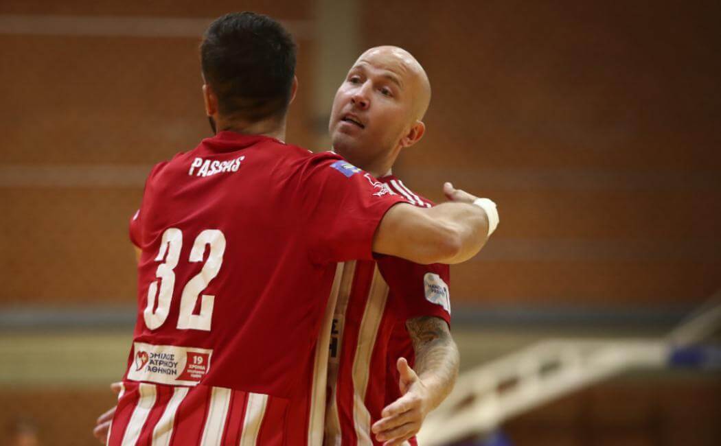 Πέρασε και από τη Δράμα ο Ολυμπιακος - e-HandBall.gr