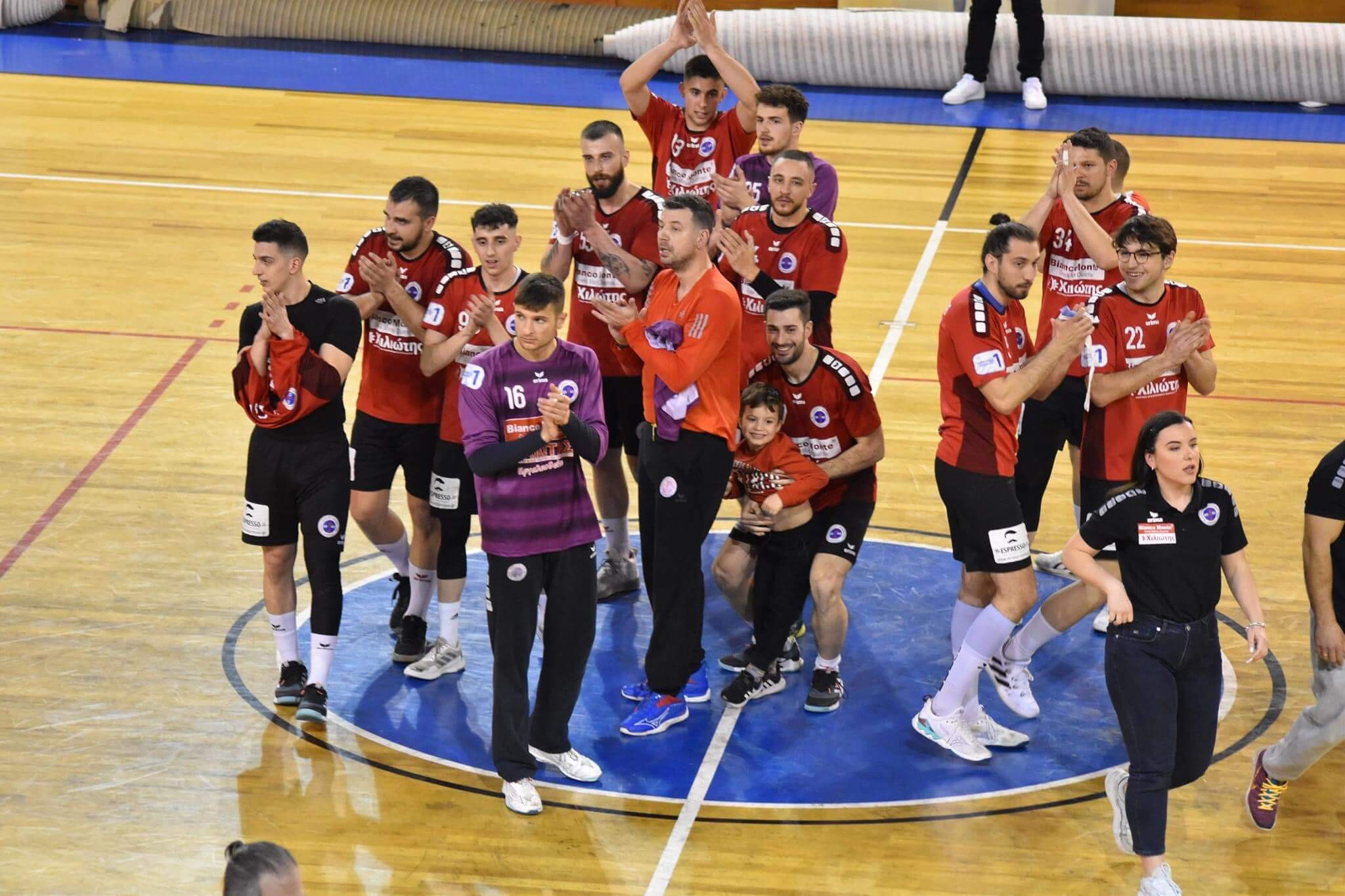 Η Δράμα υπερασπίστηκε το «σπίτι» της - e-HandBall.gr