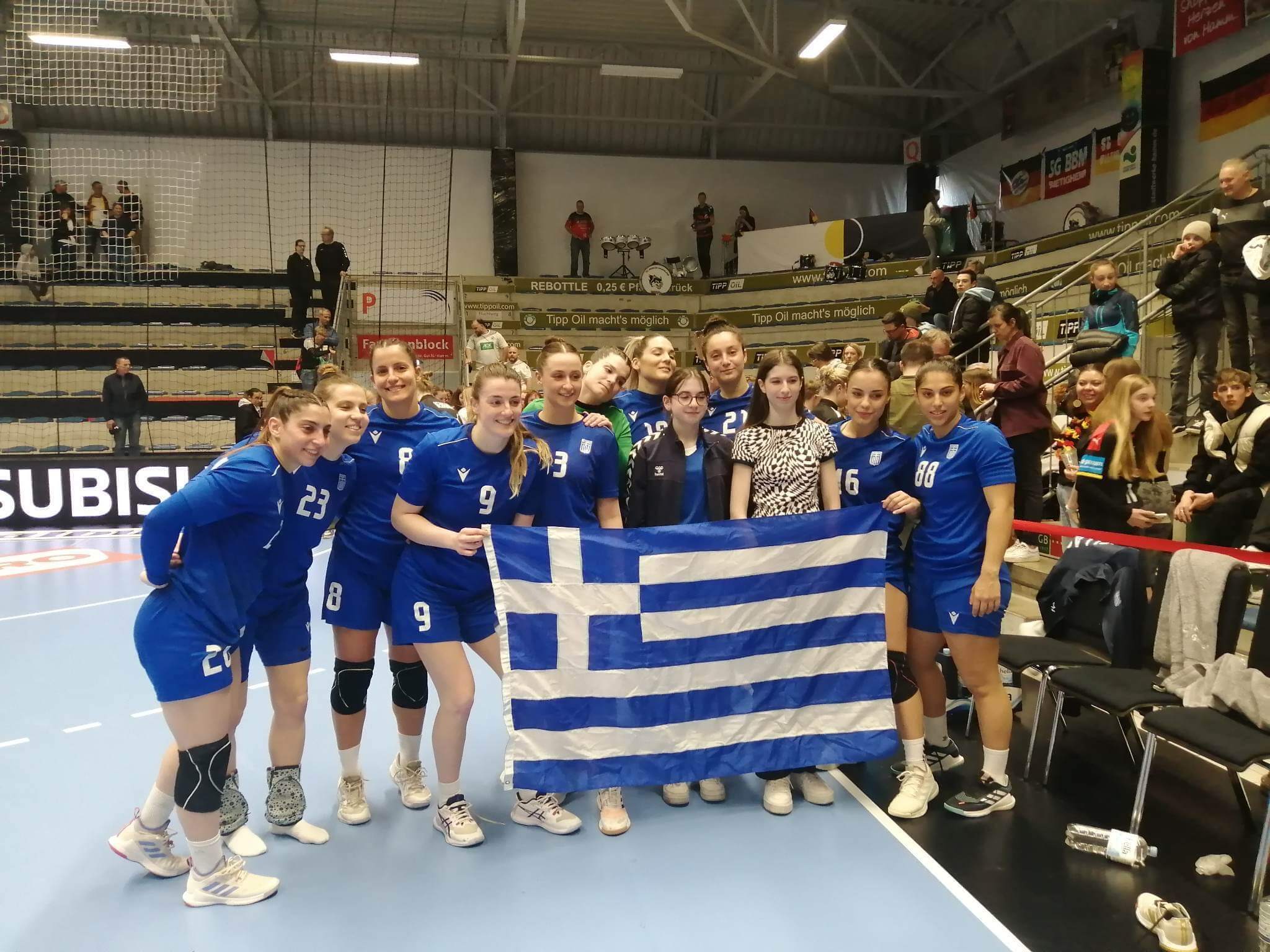 Η Εθνική Γυναικών Συγχαίρει τους Άνδρες για την πρόκριση στο Euro! - e ...